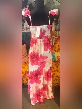 Flying Tomato | Dresses | Flying Tomato Pink Floral Maxi Dress | Poshmark